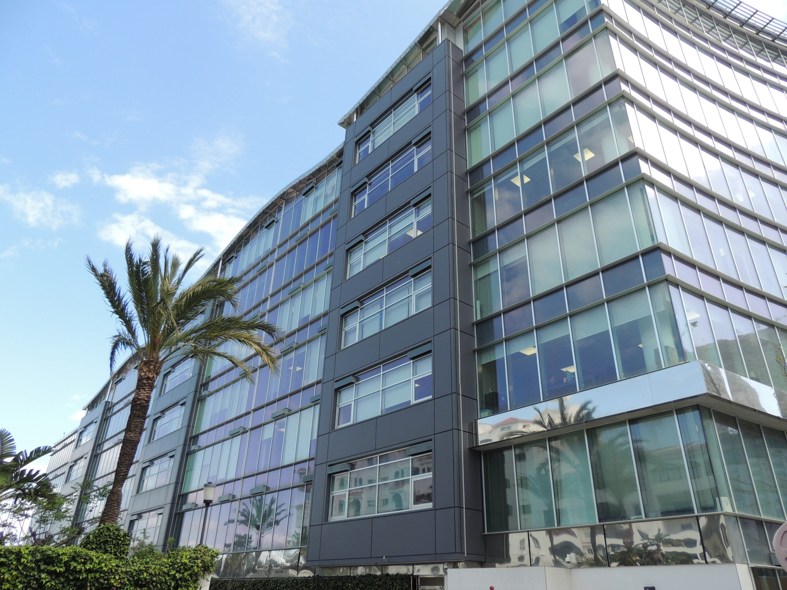 World Trade Center Building (Gibraltar) | Glasscor Project